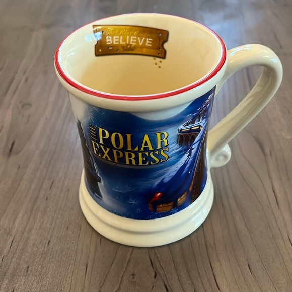 Warner Bros. | Dining | The Polar Express By Warner Brothers Mug In Euc ...